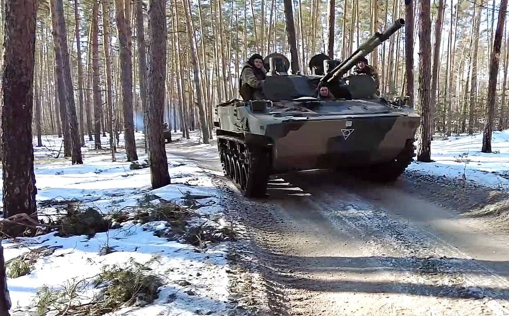 Russian troops advance on Chasov Yar and Avdiivka