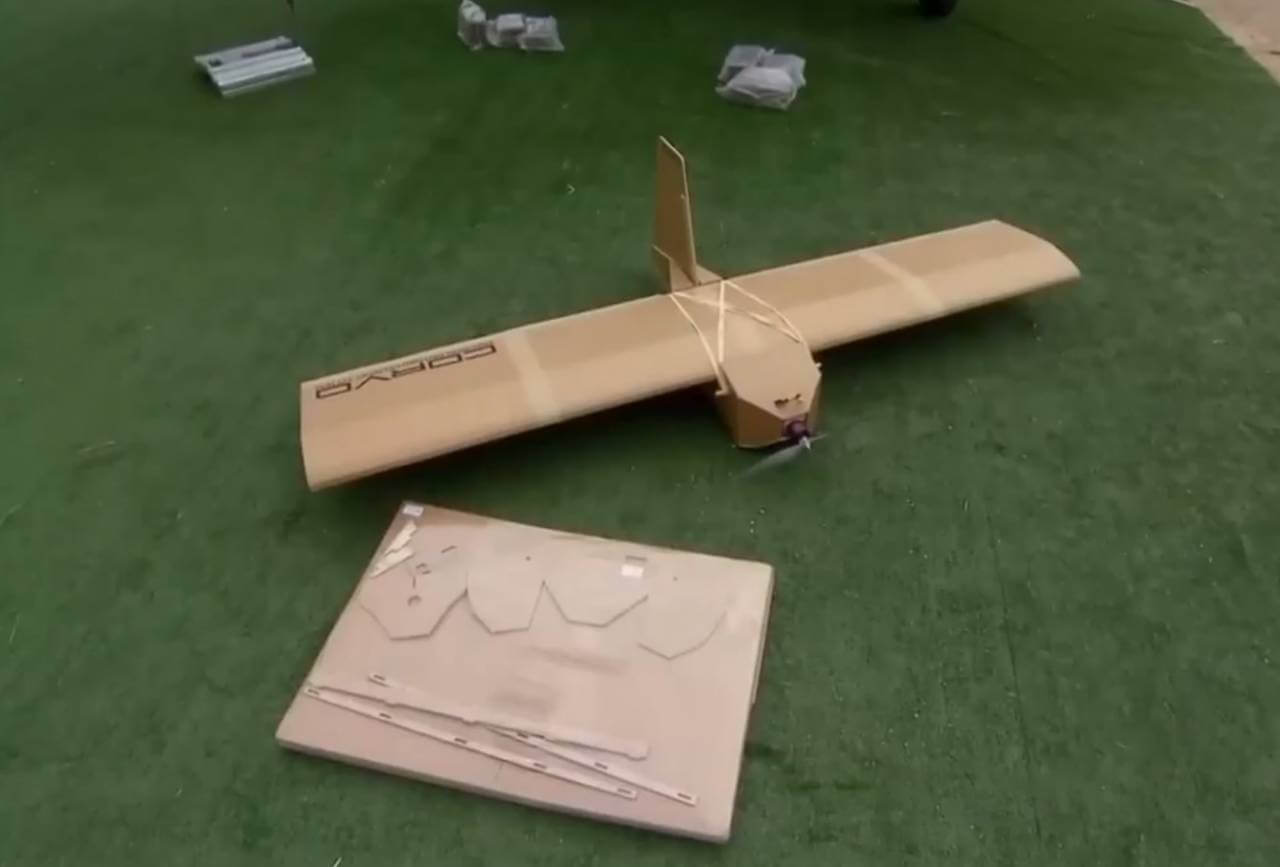 Ukrainian Armed Forces Use Australian Cardboard Drones Against Russian Army