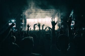 Russian singer Shaman said he was ready to live and work only in Russia