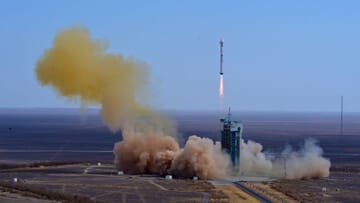 China successfully completes reusable spacecraft test