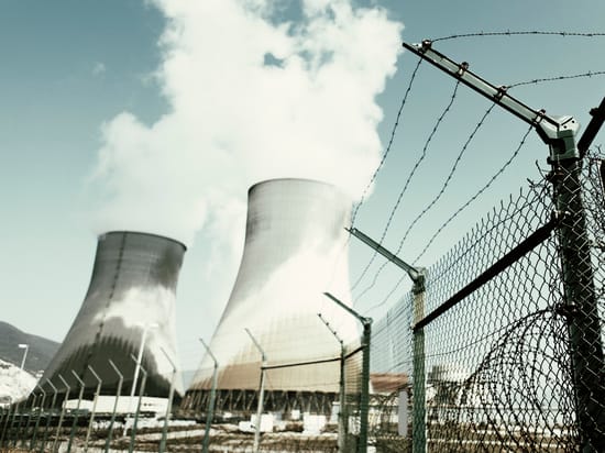 Germany shuts down nuclear power plant - Finland launches new reactor