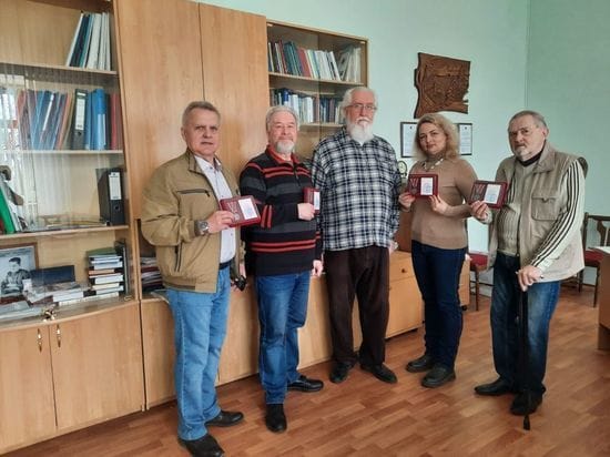 In Orel, the writers received medals “200 years since the birth of N.Ya ...