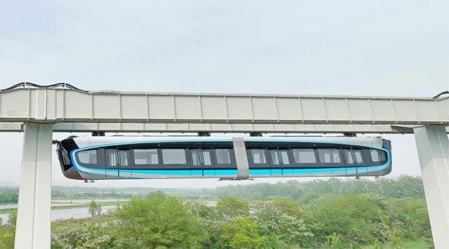 China's first sky rail test completed