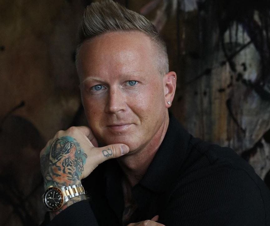 Gummi Kiro in great shape in an underwear photoshoot